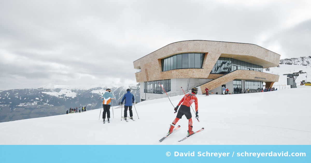 Spieljochbahn – Bergstation, BESTO ZT GmbH - Fügenberg (A). Foto: David ...